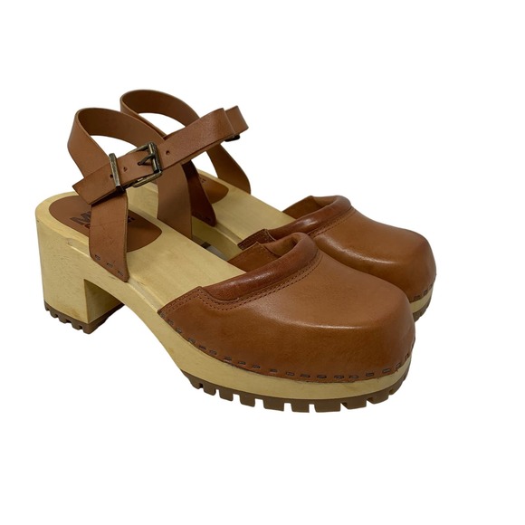 MIA | Shoes | Mia Kaolin Cognac Leather Slingback Clogs Wooden Sole ...